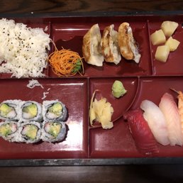 ITHACA SUMO JAPANESE HIBACHI AND SUSHI - Updated December 2025 - 267 ...
