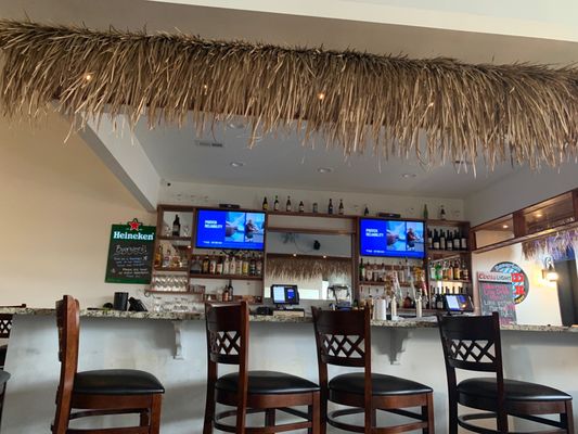 KING QUEEN CARIBBEAN BAR & GRILL - Updated August 2024 - 86 Photos & 68 Reviews - 90 Cape Fear ...