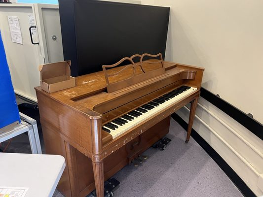 VALENCIA PARK - MALCOLM X LIBRARY - Updated September 2024 - 87 Photos ...