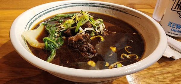 STIX ASIA - 242 Photos & 18 Reviews - Food near 2250 Kalākaua Ave ...