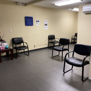 RIVERSIDE EYE SPECIALISTS MEDICAL GROUP - Updated January 2025 - 39 ...