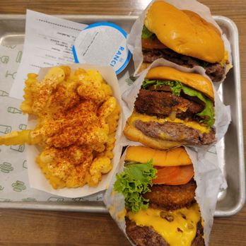 SHAKE SHACK NEWBURY STREET - Updated December 2025 - 462 Photos & 471 ...