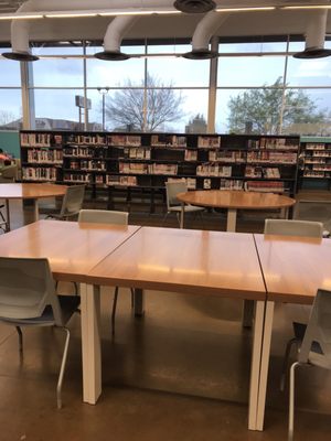 BETTY RODRIGUEZ REGIONAL LIBRARY - Updated December 2025 - 19 Photos ...