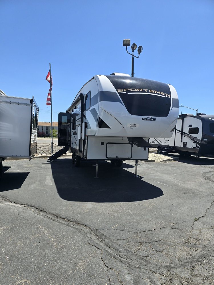 MICHAEL HOHL RV CENTER - Updated July 2025 - 12 Photos & 74 Reviews ...