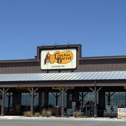 CRACKER BARREL OLD COUNTRY STORE - Updated December 2025 - 572 Photos ...