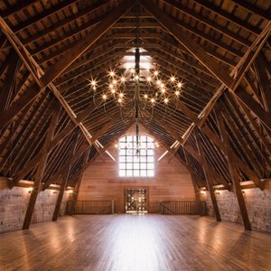 RUSTIC DAISY EVENT BARN - Updated January 2026 - 6381 W Amity Rd ...