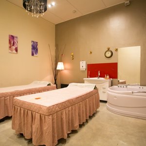 ENDOTA SPA - Updated October 2025 - 69-71 Flinders Lane, Melbourne Victoria, Australia - Day ...