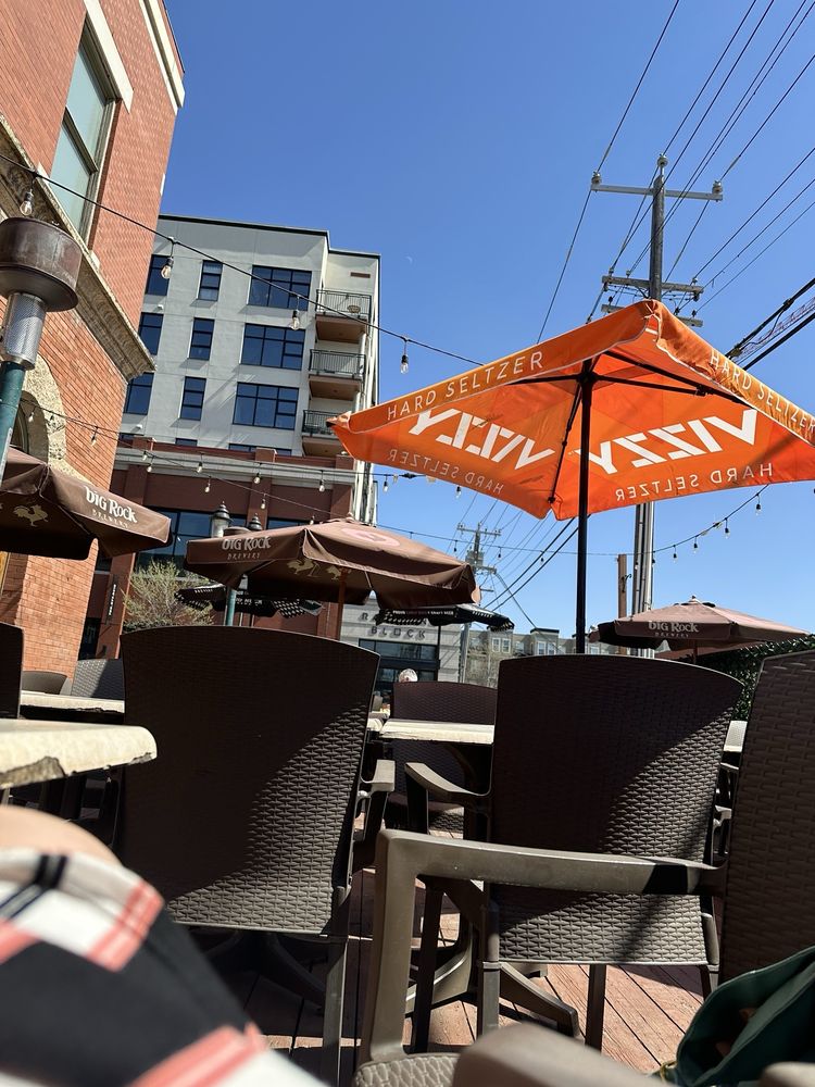 CHIANTI CAFE & RESTAURANT - OLD STRATHCONA - Updated September 2025 ...