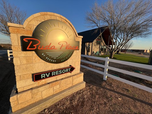 BUDA PLACE - Updated December 2024 - 690 Hillside Terrace Buda Texas ...