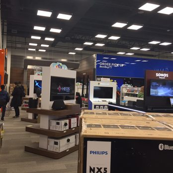BEST BUY - Updated March 2026 - 63 Photos & 84 Reviews - Station Square ...