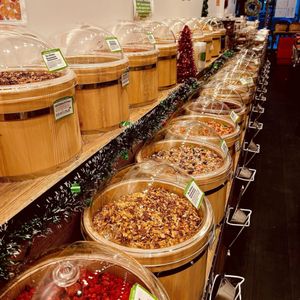 OH NUTS - Updated February 2025 - 11 Photos & 50 Reviews - 1503 Ave J ...