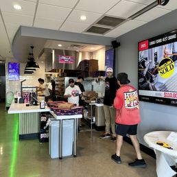 STRAD PIZZA - Updated October 2025 - 71 Photos & 51 Reviews - 13802 N ...