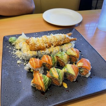 FLYING ROLL - Updated March 2025 - 586 Photos & 362 Reviews - 3312 ...