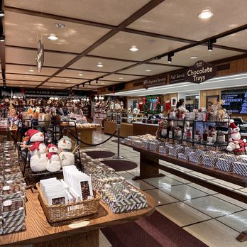 JOSH EARLY CANDIES - Updated December 2025 - 25 Photos & 88 Reviews ...