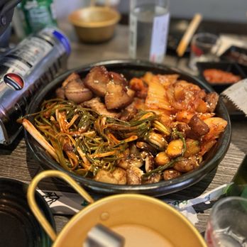 INSSA KOREAN GASTROPUB - Updated June 2024 - 190 Photos & 74 Reviews ...