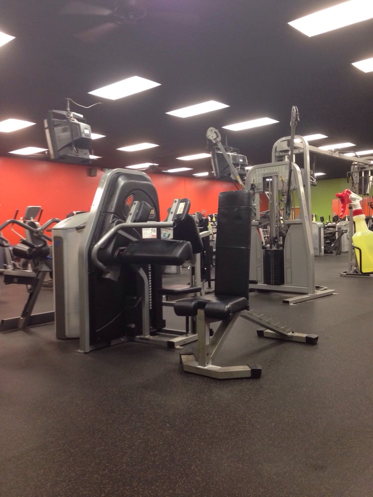 REEVES COMMUNITY CENTER OF MOUNT AIRY - Updated October 2025 - 113 S ...