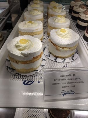 TERMINI BROS BAKERY - 37 Photos & 46 Reviews - 1701 John F Kennedy Blvd ...