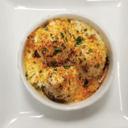 THE LIBRARY ON FERN - Updated July 2024 - 68 Photos & 42 Reviews - 8660 ...