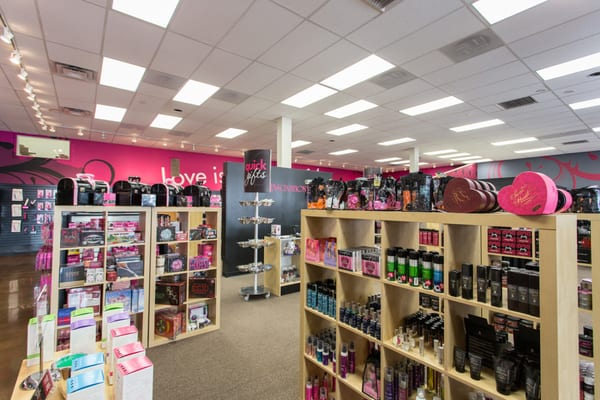 FASCINATIONS - Updated November 2025 - 27 Photos & 61 Reviews - 5177 W ...