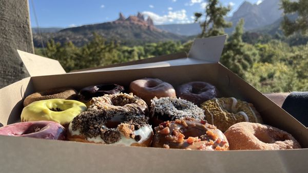 SEDONUTS AND COFFEE - Updated March 2025 - 631 Photos & 682 Reviews ...