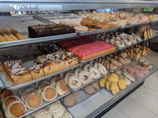 LA REYNERA BAKERY - 56 Photos & 52 Reviews - 4120 McKinney St, Houston ...