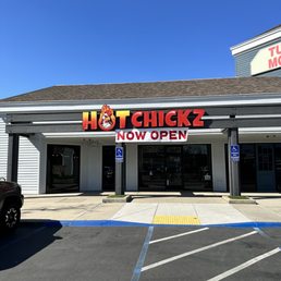 HOT CHICKZ - Updated July 2025 - 243 Photos & 161 Reviews - 4242 Camino ...