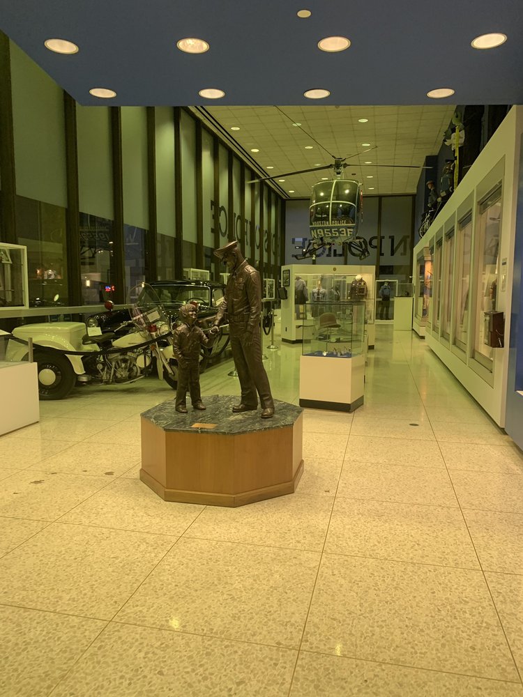 HOUSTON POLICE MUSEUM - 58 Photos & 16 Reviews - 1200 Travis St ...