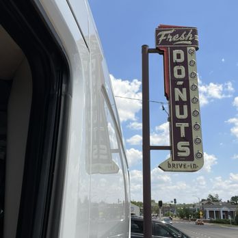 DONUT DRIVE-IN - Updated May 2024 - 236 Photos & 347 Reviews - 6525 ...