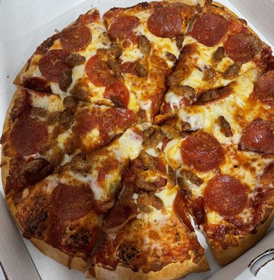 PIZZA PIZZA 007 - Updated December 2025 - 26 Photos & 18 Reviews - 3027 ...