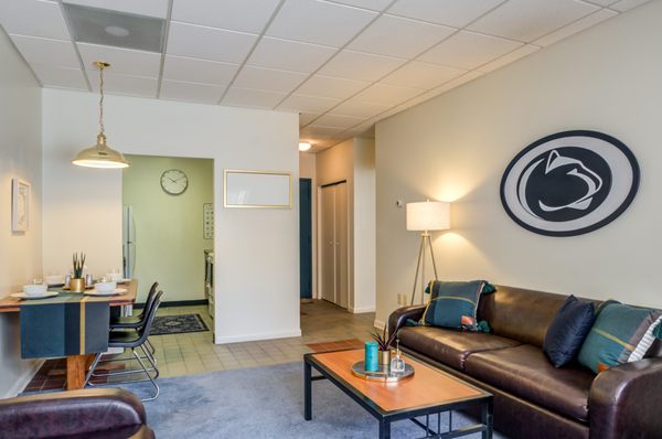 CALDER COMMONS APARTMENTS - Updated October 2025 - 19 Photos - 520 E ...