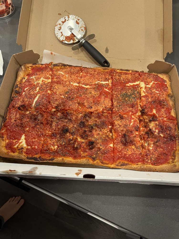 NINO’S PIZZA & RESTAURANT - Updated November 2024 - 165 Photos & 144 ...