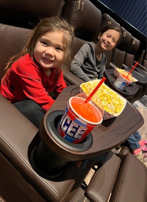 TEMEKU CINEMAS - 85 Photos & 224 Reviews - 26463 Ynez Rd, Temecula ...