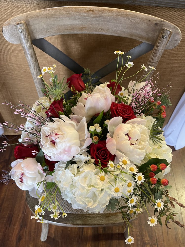 BLOOM HOUSE FLOWERS AND GIFTS - 449 Photos & 93 Reviews - 24228 ...