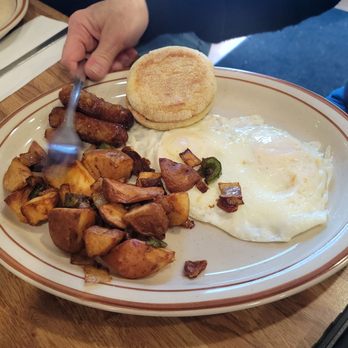 PORTSIDE CAFÉ - Updated August 2024 - 36 Photos & 39 Reviews - 831 ...