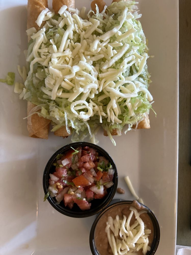 SENOR BURRITO - Updated December 2025 - 107 Photos & 199 Reviews - 513 ...