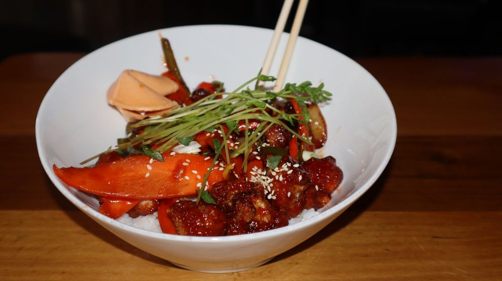 POUTINEVILLE - Updated August 2025 - 177 Photos & 117 Reviews - 1348 ...