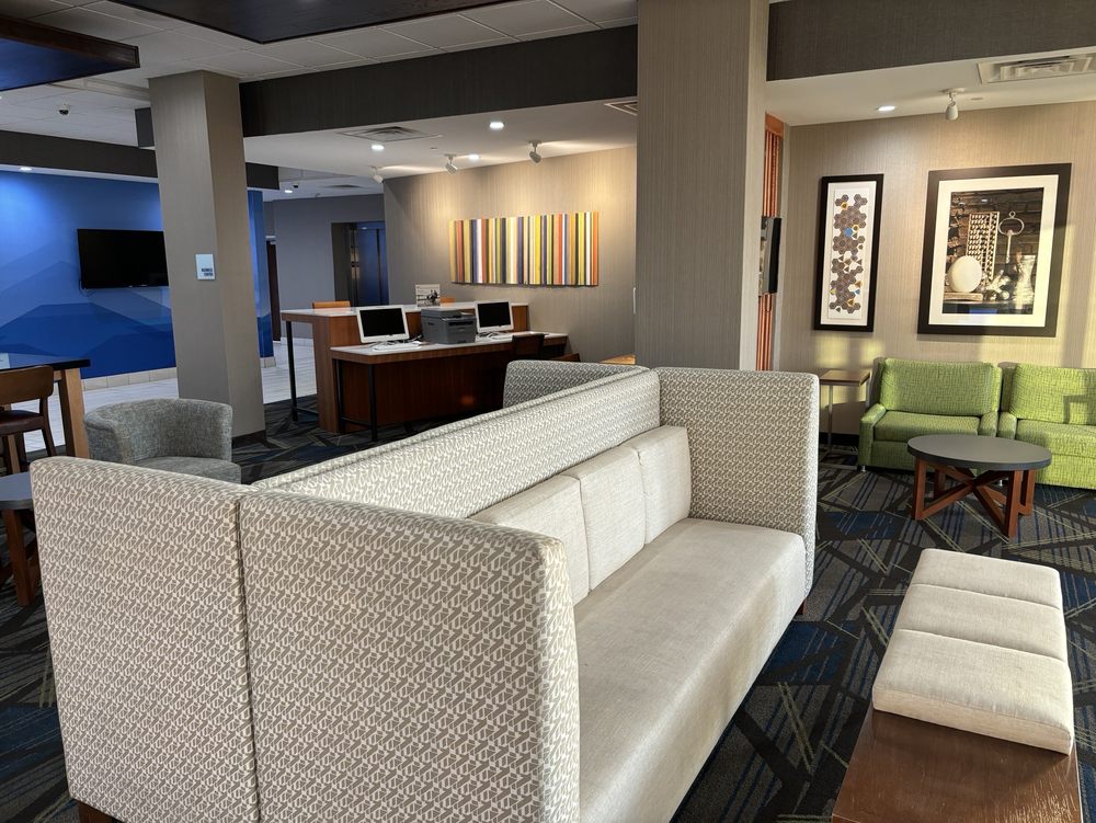 HOLIDAY INN EXPRESS & SUITES ALABASTER - Updated December 2025 - 22 ...