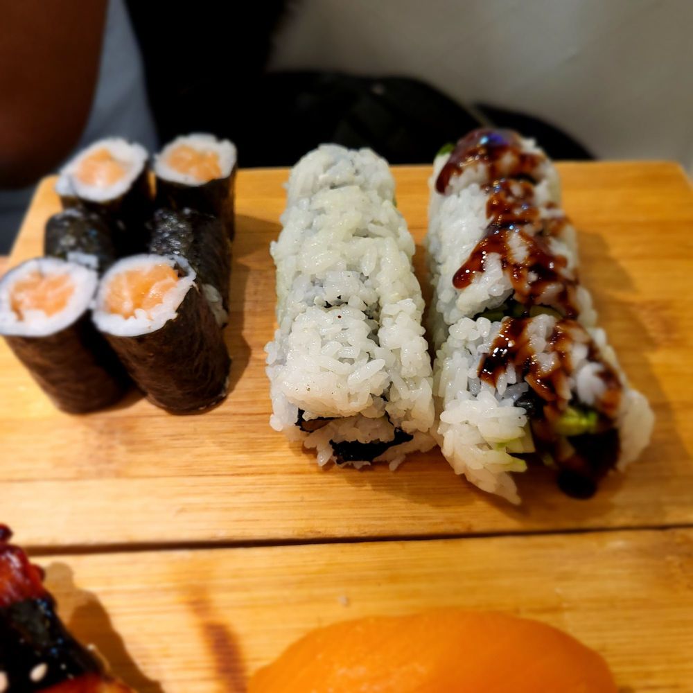 DODOMI SUSHI ROTARY - Updated December 2025 - 106 Photos & 39 Reviews ...