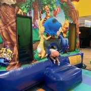 INFLATABLE WONDERLAND - 57 Photos & 28 Reviews - Indoor Playcentre ...