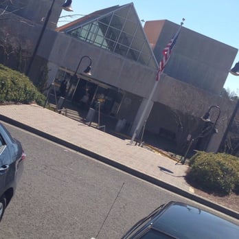 HOOVER PUBLIC LIBRARY with 27 Reviews & 58 Photos - 200 Municipal Dr ...