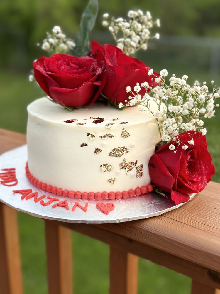 ZAYAKA CAKE - Updated July 2024 - 11 Photos - Windsor, Ontario, Canada ...