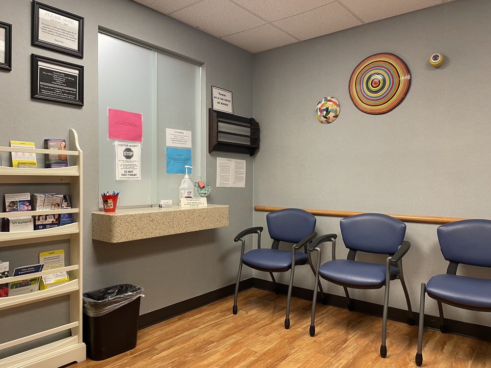 JOY L TOUCHSTONE, MD - 10 Reviews - 2821 E President George Bush Hwy ...