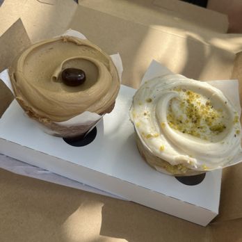 BAKED & WIRED - Updated October 2024 - 4610 Photos & 5197 Reviews ...