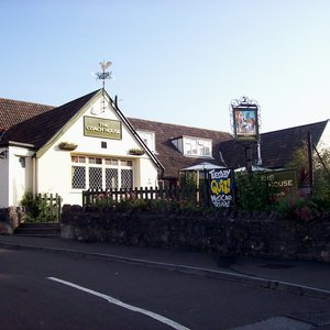 THE DEAD CANARY - Barrack Lane, Cardiff, United Kingdom - Cocktail Bars ...