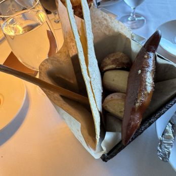 JOHN HOWIE STEAK RESTAURANT - Updated December 2024 - 2167 Photos ...