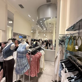 EDIKTED - Updated January 2026 - 37 Photos & 25 Reviews - 518 Broadway ...