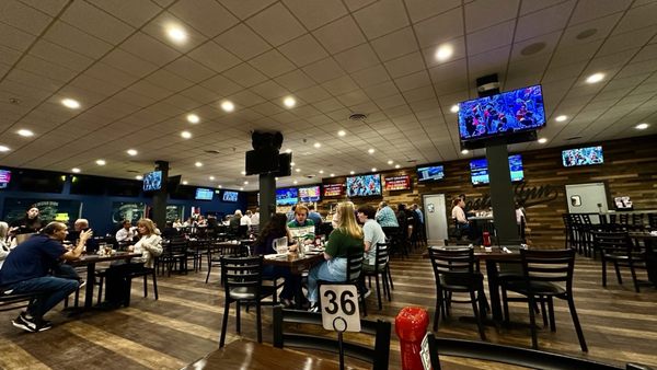 COSTAS - Updated October 2025 - 24 Photos & 11 Reviews - 2200 York Rd ...