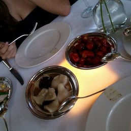 MR. CHOW - Updated November 2025 - 630 Photos & 786 Reviews - 2201 ...