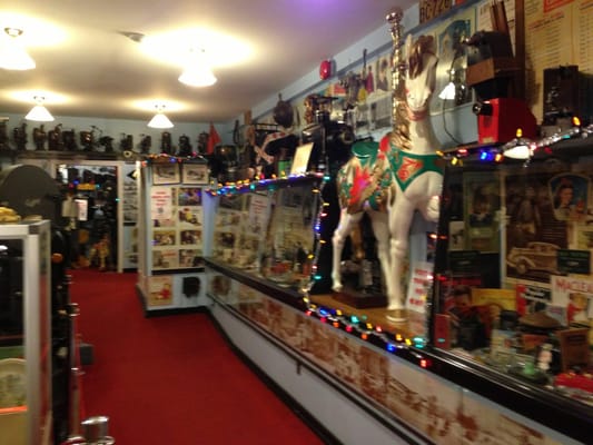 HIGHLANDS CINEMAS AND MOVIE MUSEUM - Updated December 2025 - 12 Photos ...