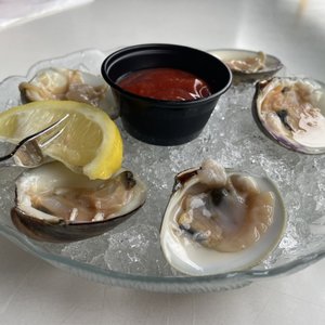 QUAHOG’S SEAFOOD SHACK - Updated June 2025 - 194 Photos & 493 Reviews ...